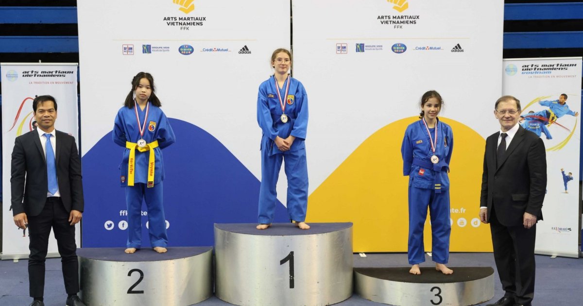 Lise Plaize championne de France combat des arts martiaux (…)